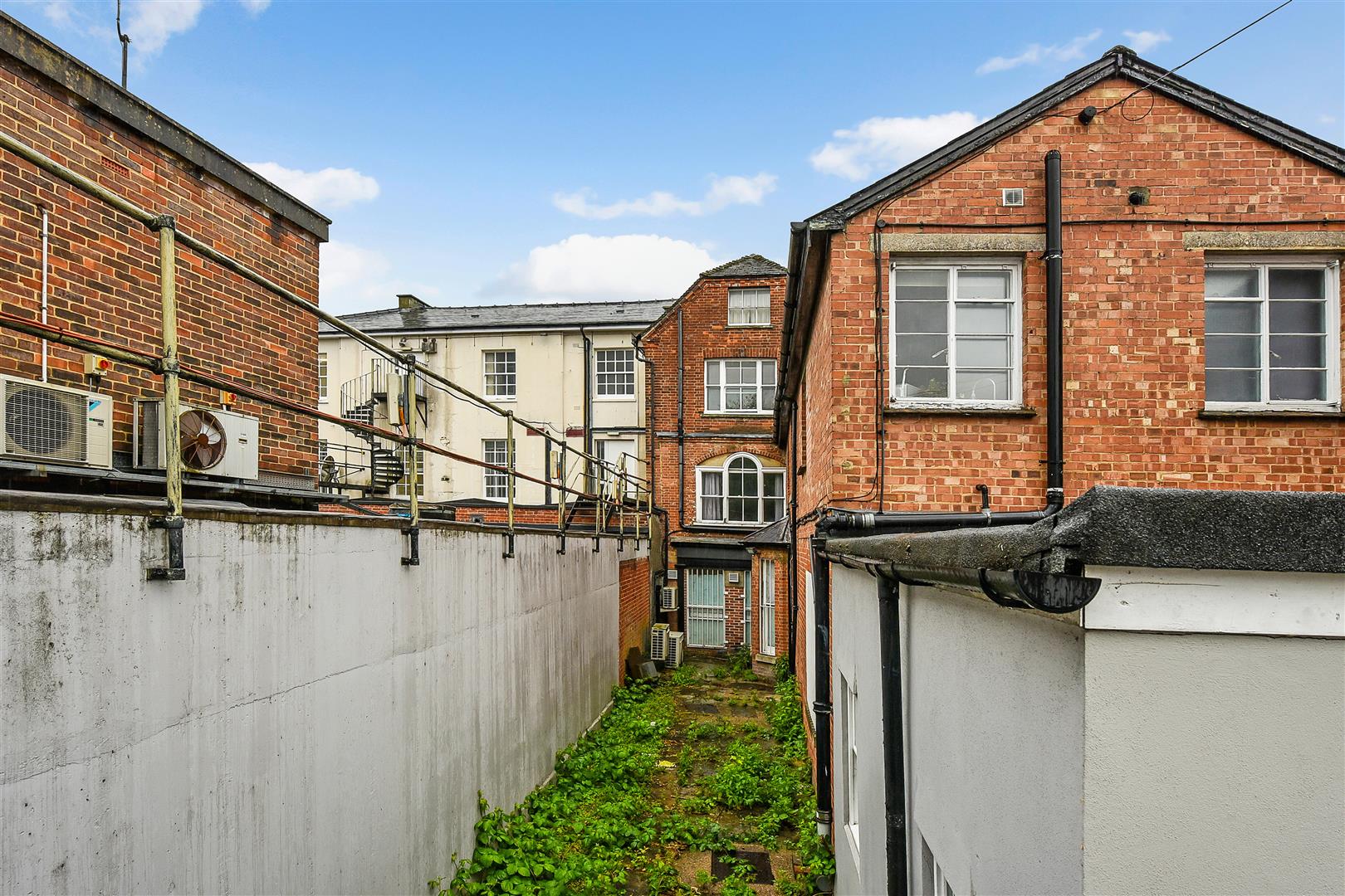 High Street, Andover | Graham & Co