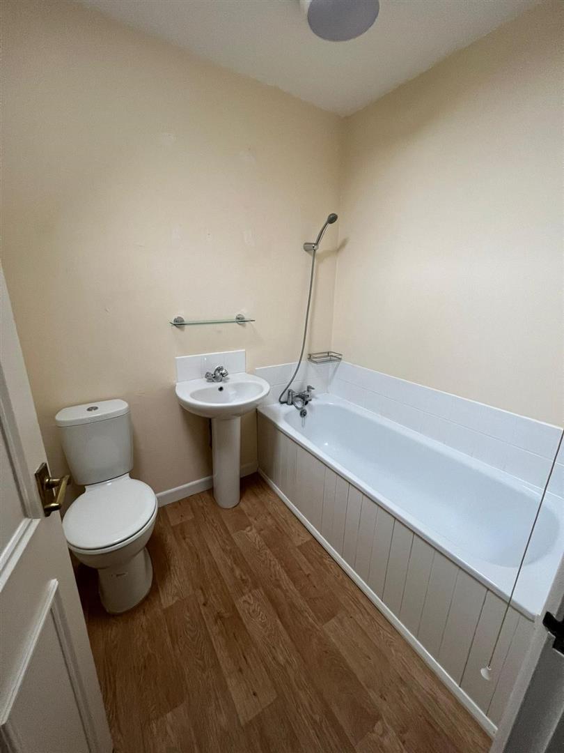 Winchester Street, Whitchurch, RG28 7AH | Graham & Co