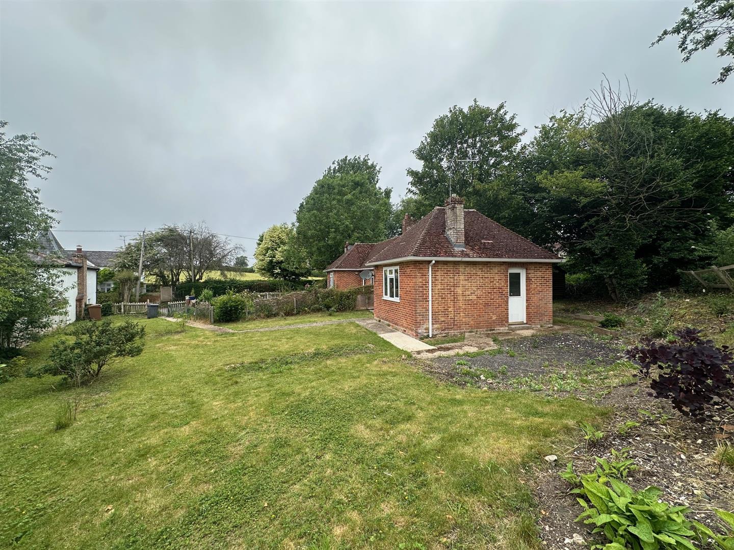 Woodside, Penton Mewsey, Andover | Graham & Co